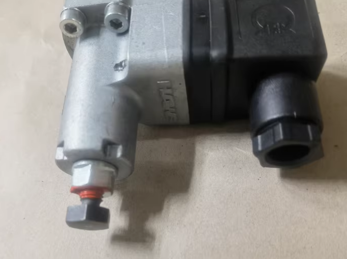 哈威无源压力开关 DG35-X - 常州荣绥油压设备有限公司官网